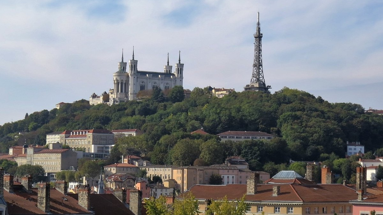 Lyon: 7 faits sur La Tour Eiffel lyonnaise Lyon: 7 faits sur La Tour Eiffel lyonnaise